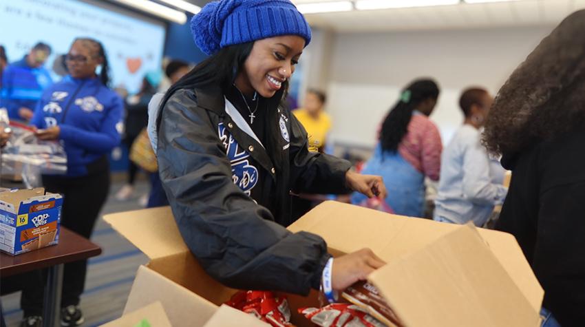 Stockton Community Gives Back to Local Community - News | Stockton University
